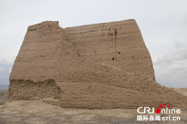 Xinjiang'ın Yarkent ilçesindeki Yakaerk Kuleleri - china radio ...